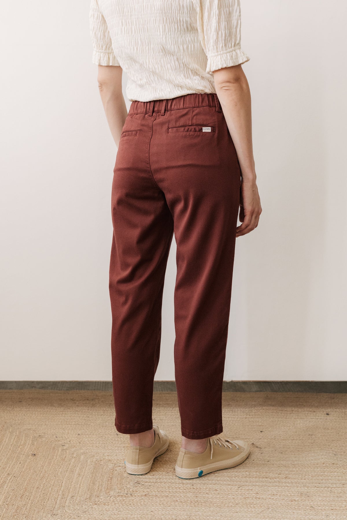 Buy Sustainable Pants For Women | Fair Fashion by TWOTHIRDS